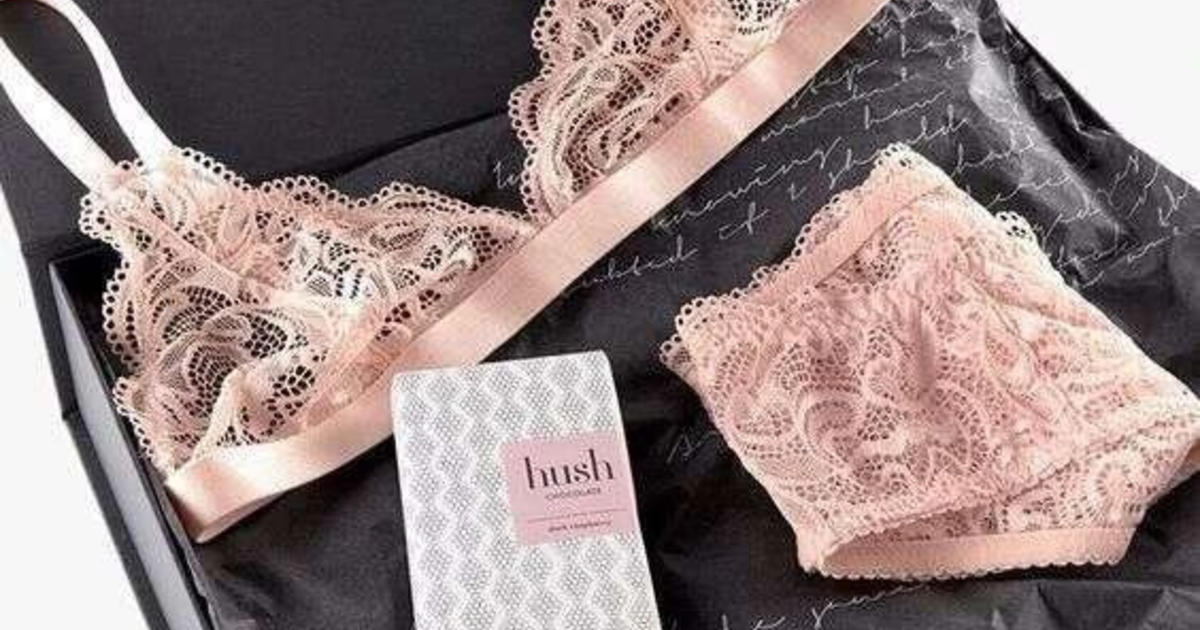 Buying lingerie. Is it a present for her or for her partner? - GirlsAskGuys