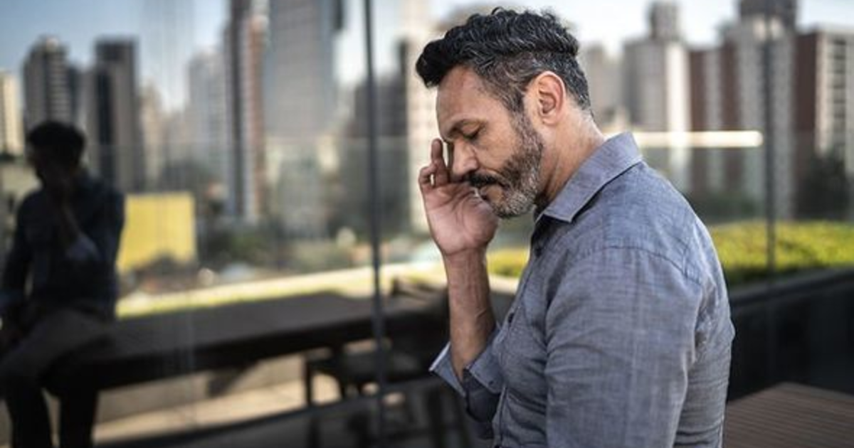 Ladies would you date a man who is unemployed? - GirlsAskGuys