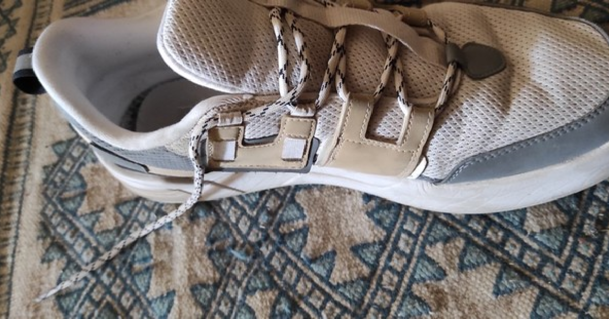 How and with what can I clean my shoe without any risk of damage ...