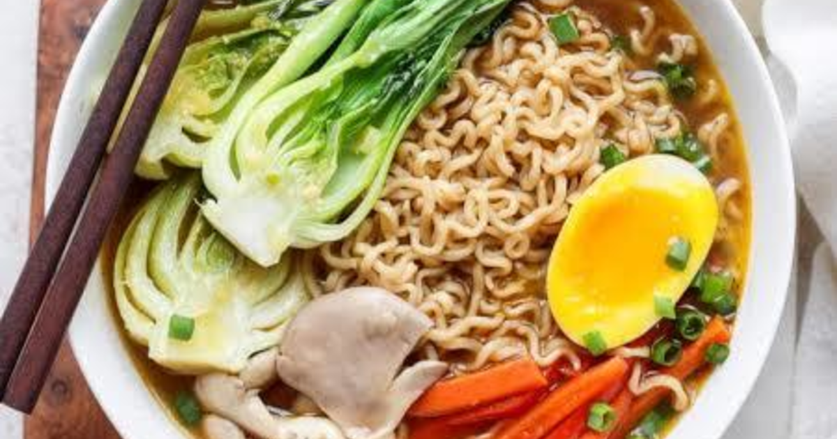 What kind of noodle dish is your favorite? - GirlsAskGuys