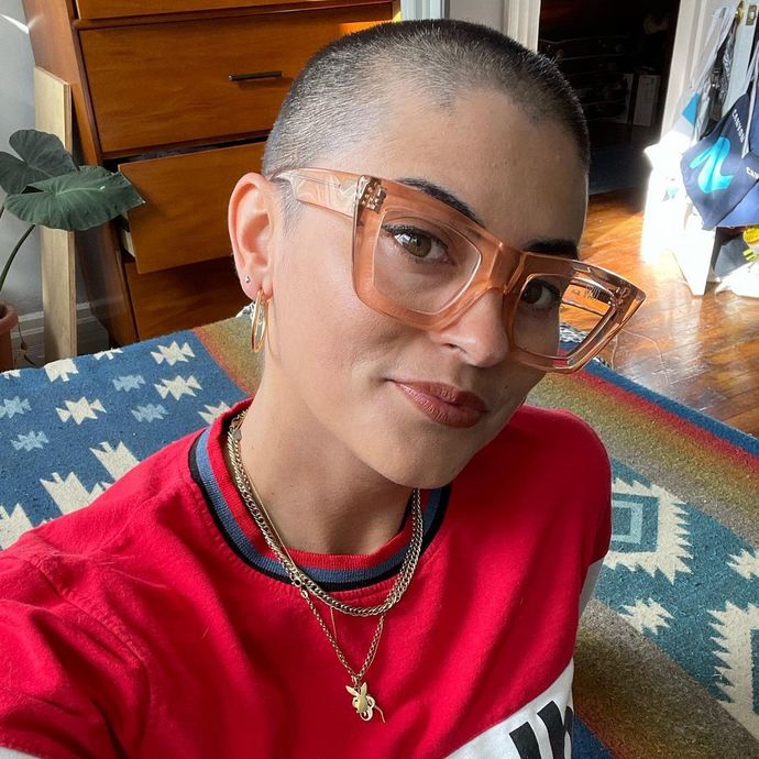 Can you be attracted to and be in relationship with a buzz cut girl? - GirlsAskGuys