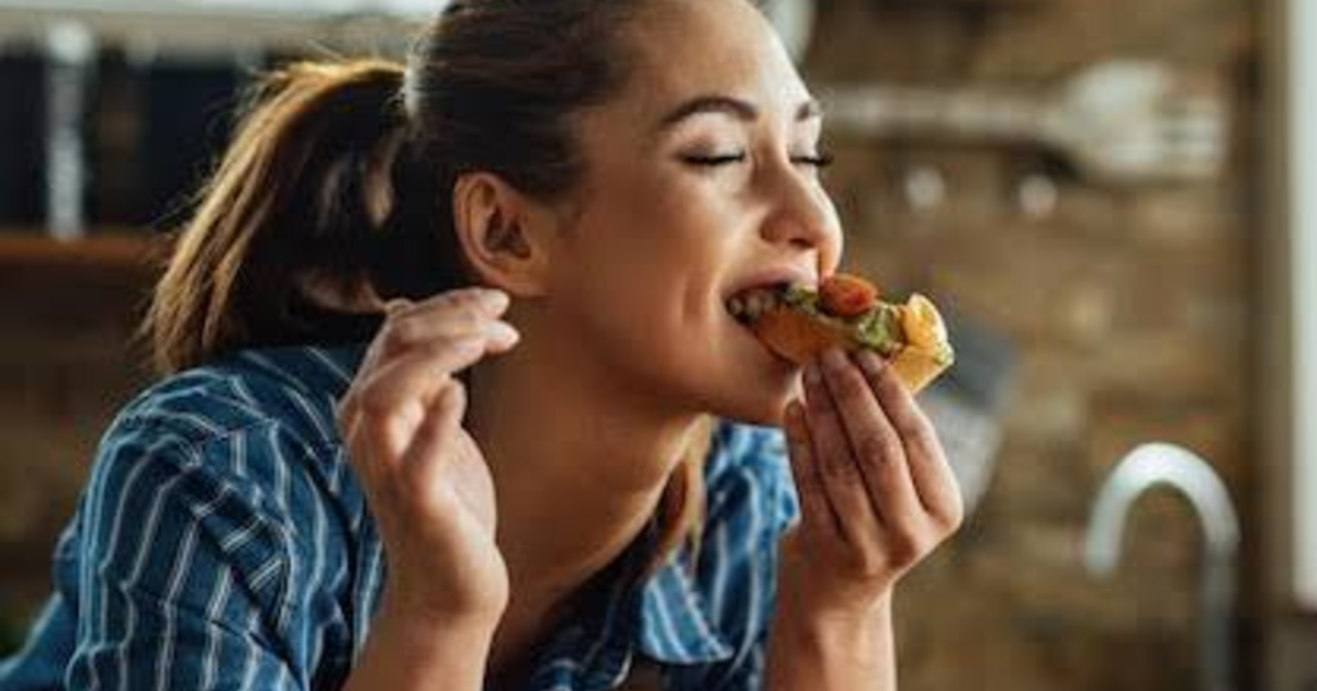 What was the last thing you EAT? - GirlsAskGuys