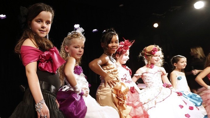 What do you think of child beauty pageants? - GirlsAskGuys