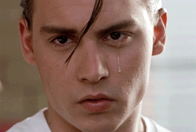 Does anyone know how actors make themselves cry? - GirlsAskGuys