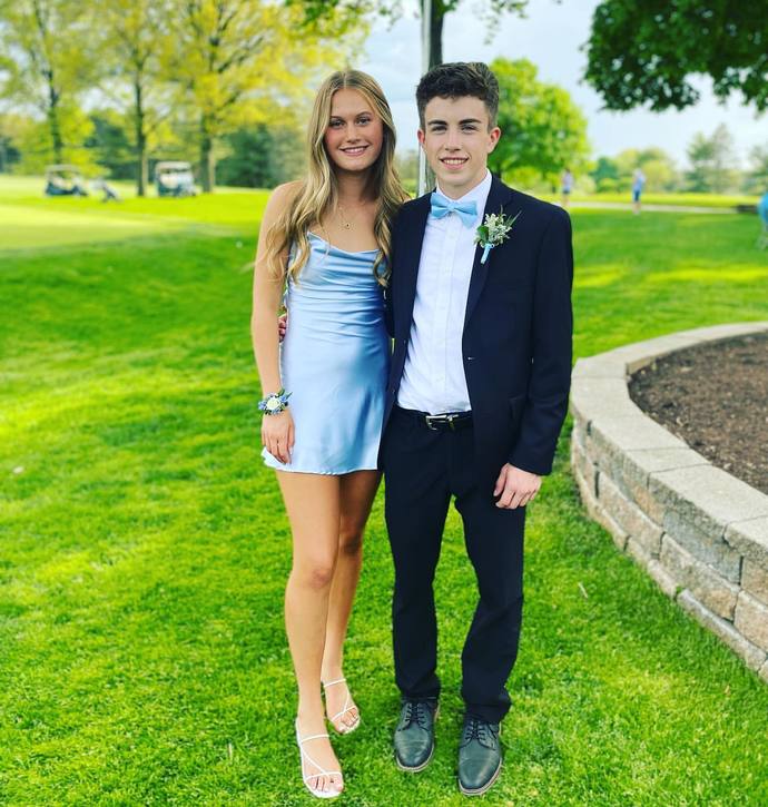 Do you now regret what you wore to prom or do you still love it ...