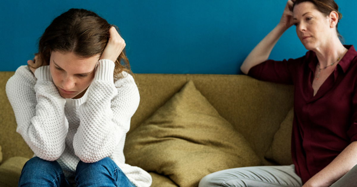 How do you deal with a nosy parent as an independent adult? - GirlsAskGuys