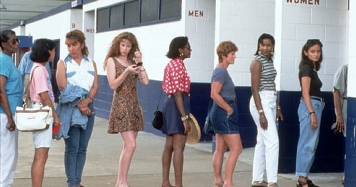 Why are there long LINES at WOMEN RESTROOMs? - GirlsAskGuys