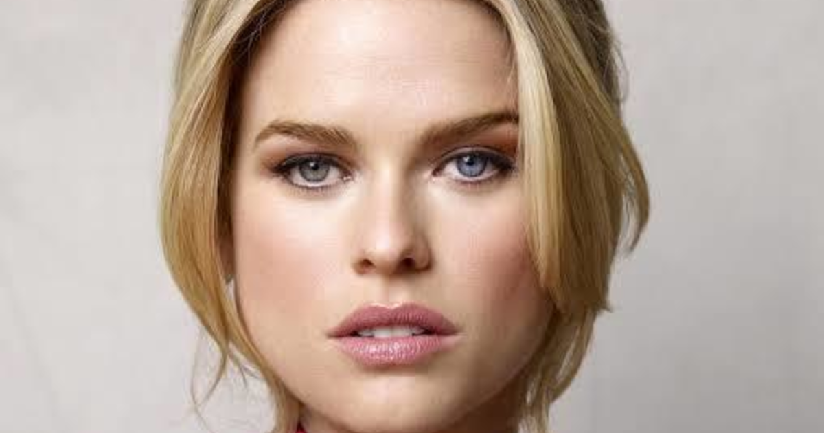 Wouldn't this woman be the definition of perfection? - GirlsAskGuys