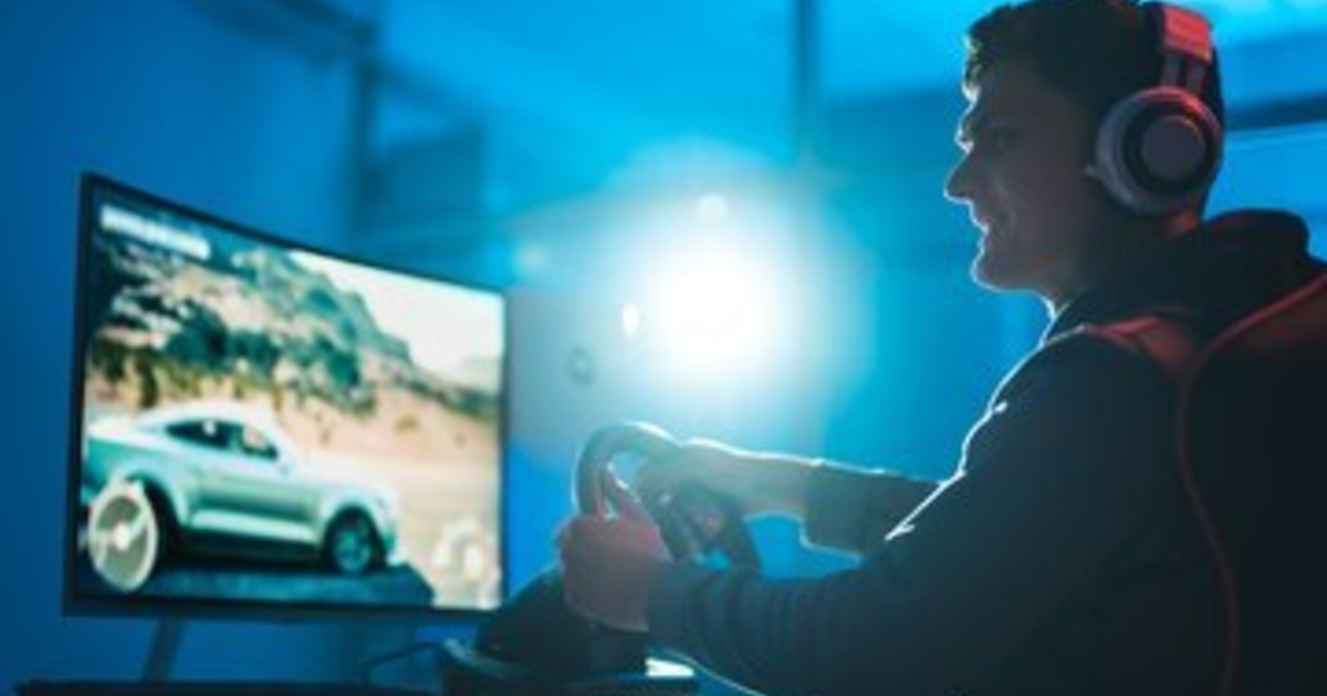 Girls What Do You Think About Gamer Guys Girlsaskguys