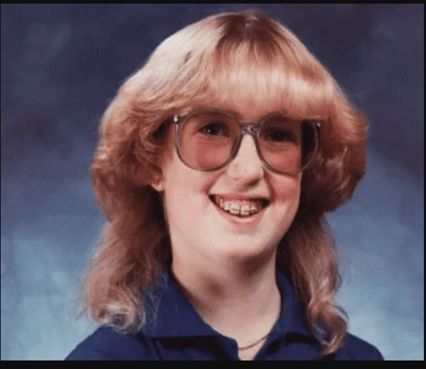 Do you find the "modern mullet" haircut physically attractive ...