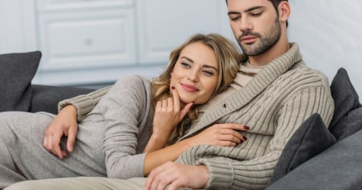 Is it okay to cuddle with someone if you're not dating them? - GirlsAskGuys