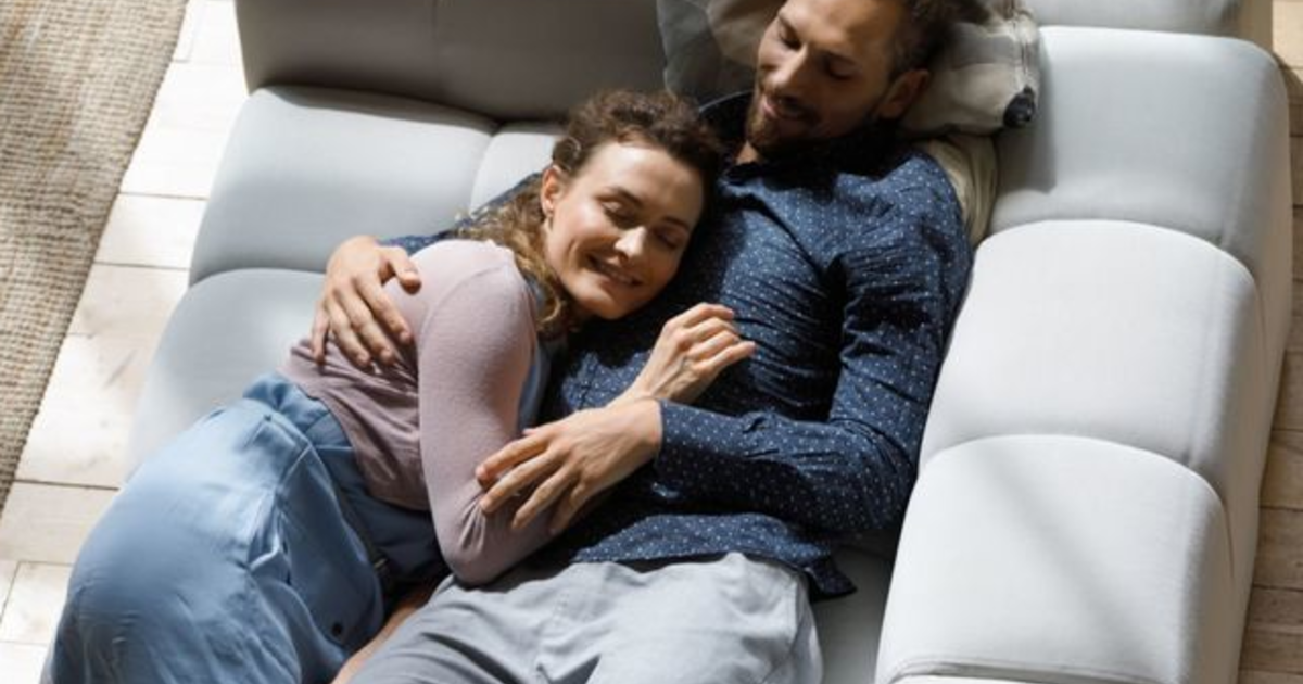 Do you enjoy a nice cuddle on the couchy wouchy? - GirlsAskGuys