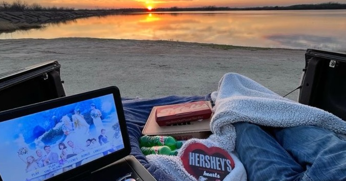 Are you okay with simple classic date night? - GirlsAskGuys
