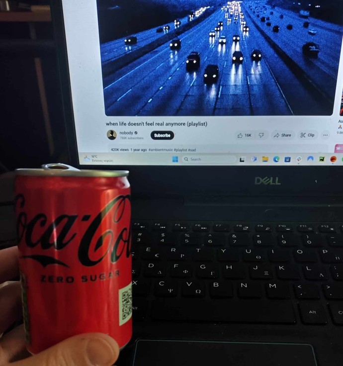 Today is National Coke Day, do you like Coke? - GirlsAskGuys