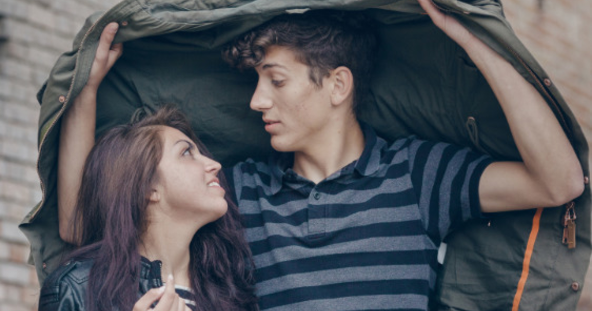 What are reasons why a guy would want to protect a girl? - GirlsAskGuys