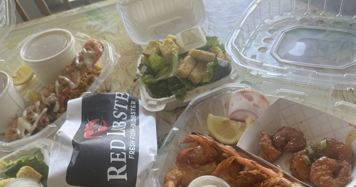 How does our late lunch look? - GirlsAskGuys