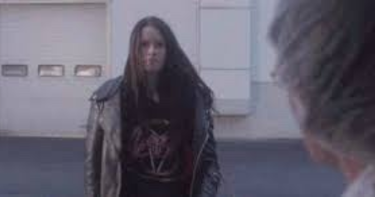 To the metalhead guys, do you guys even like metalhead girls who dress ...