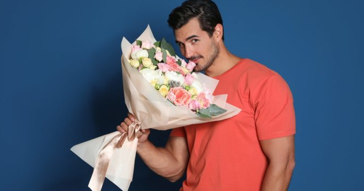 Would you (guys) be happy if your girlfriend were to gift you some ...