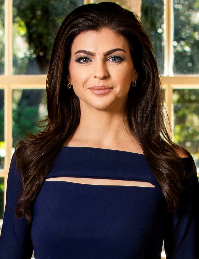 Which woman is aging the most gracefully? - GirlsAskGuys