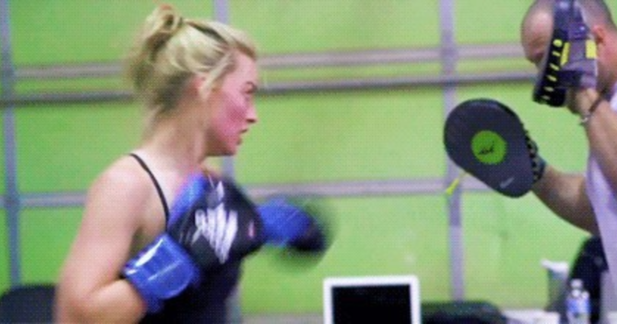 Would you be able to beat Margot Robbie in a boxing match? - GirlsAskGuys
