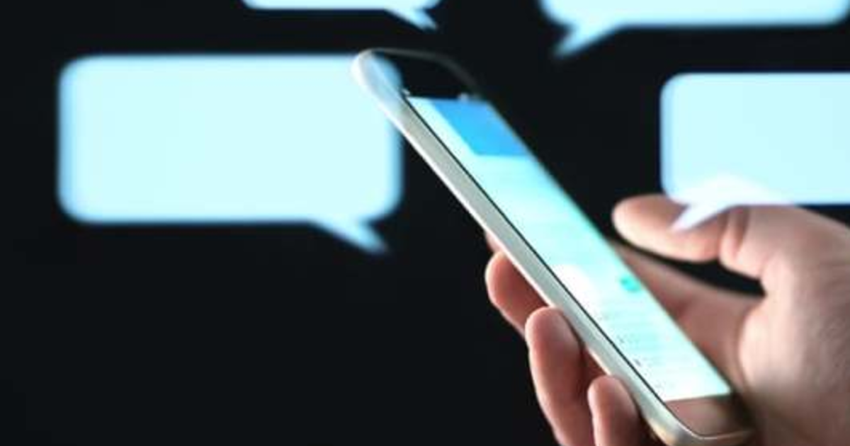 What’s the taboo with double texting? - GirlsAskGuys