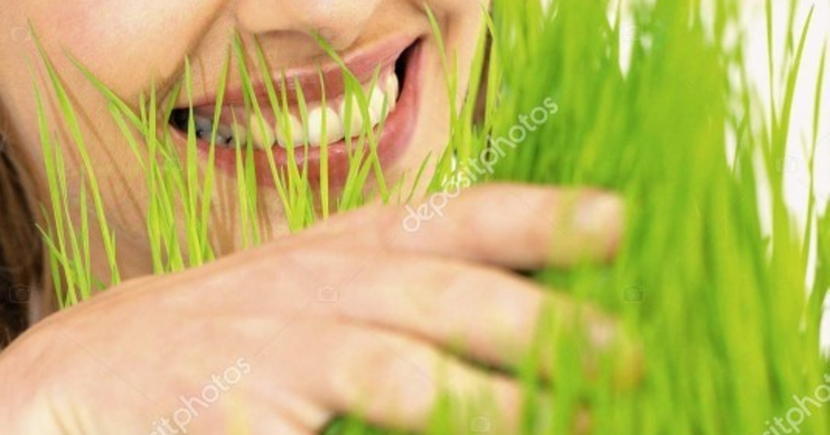 Do you like to touch and feel grass? - GirlsAskGuys
