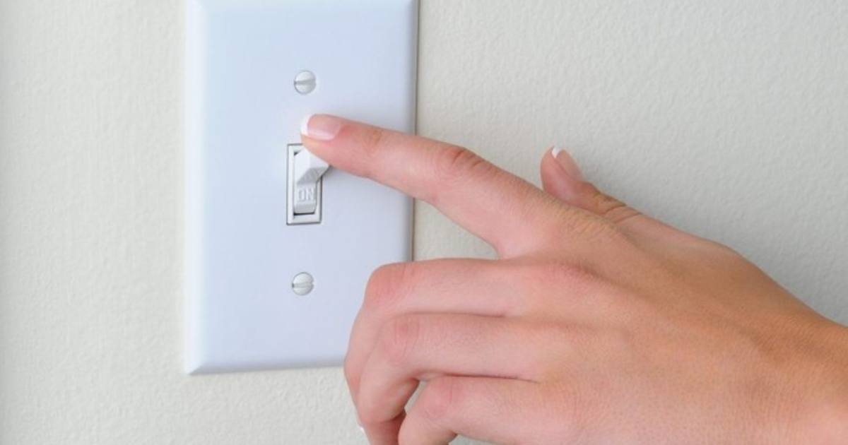 How do you turn that desperate switch off? - GirlsAskGuys