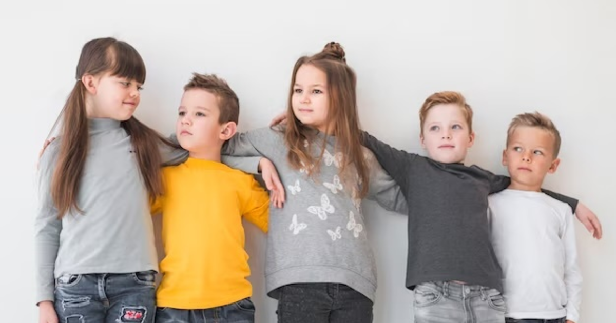 How many siblings do you have? - GirlsAskGuys