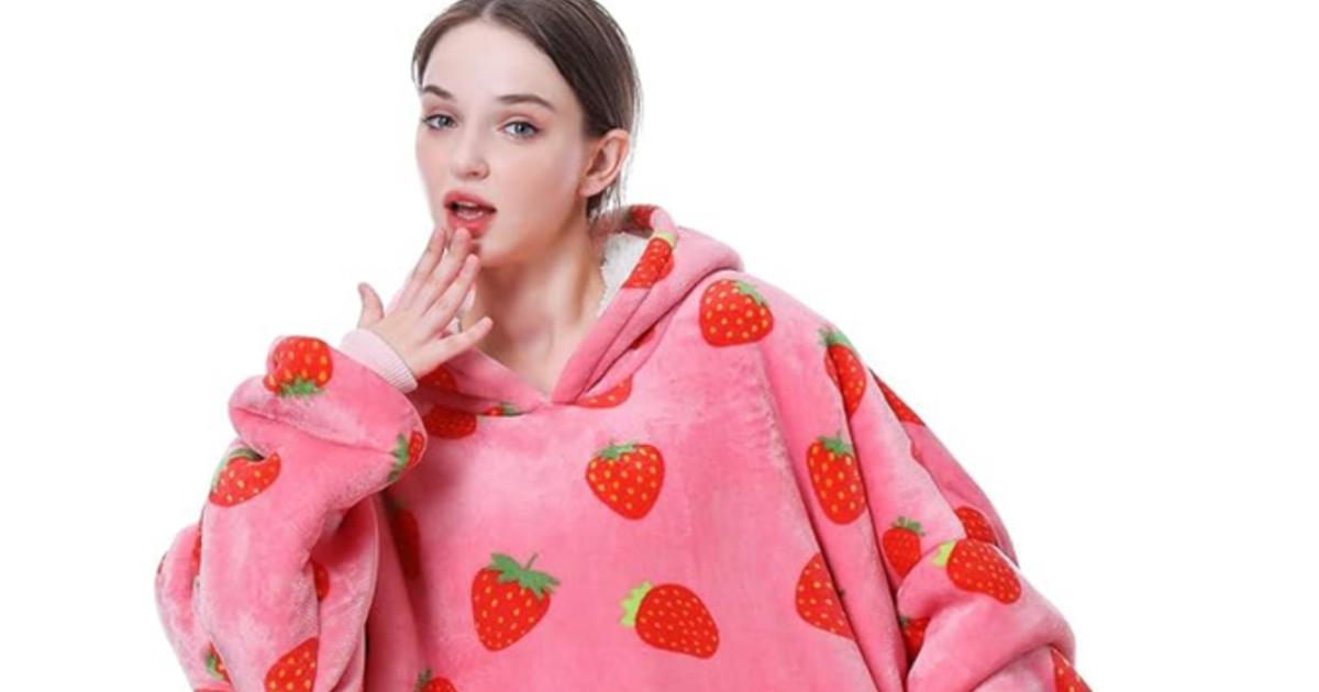 Guys, what about a woman wearing a snuggy turns you on? - GirlsAskGuys