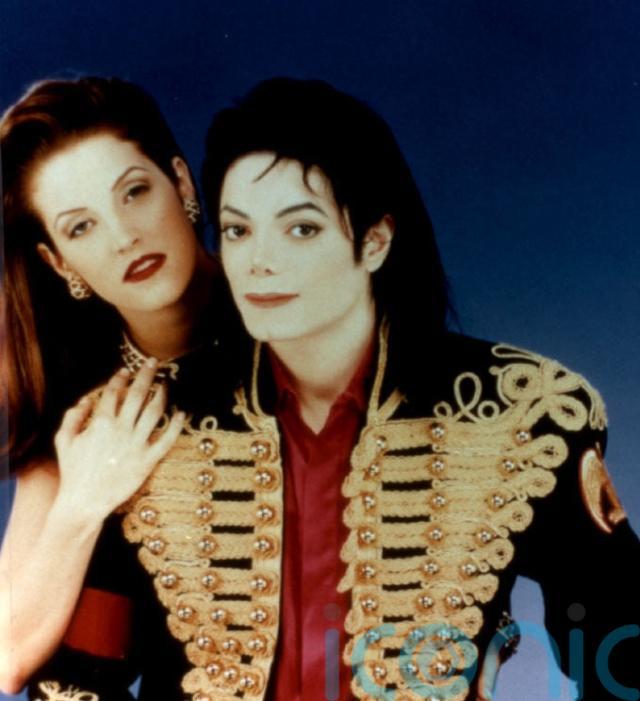 Do you all believe MJ had an active dating life? - GirlsAskGuys