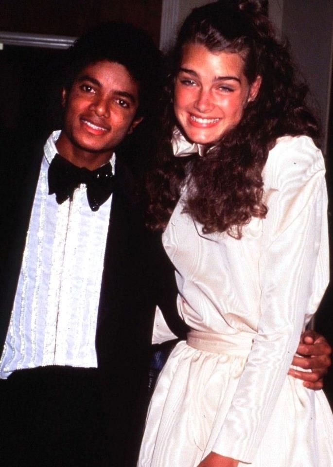 Do you all believe MJ had an active dating life? - GirlsAskGuys