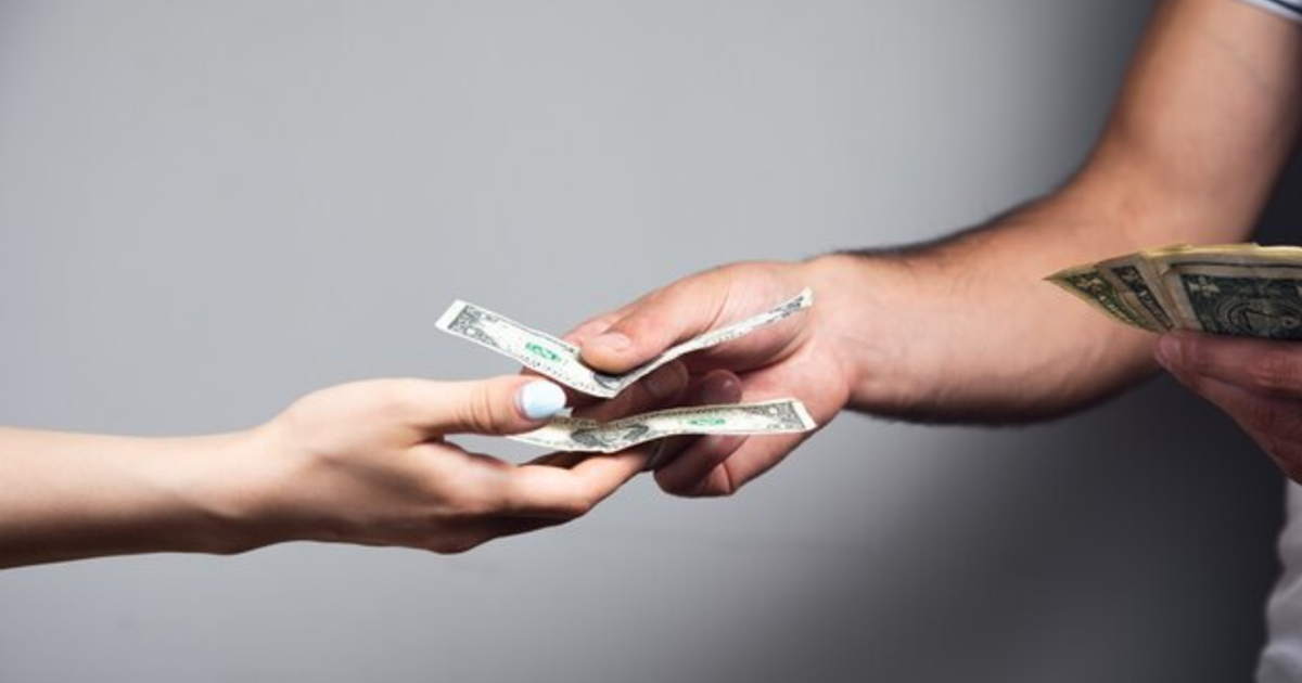 How Many Women Have Used Friend Zoned Guys For Money? - GirlsAskGuys