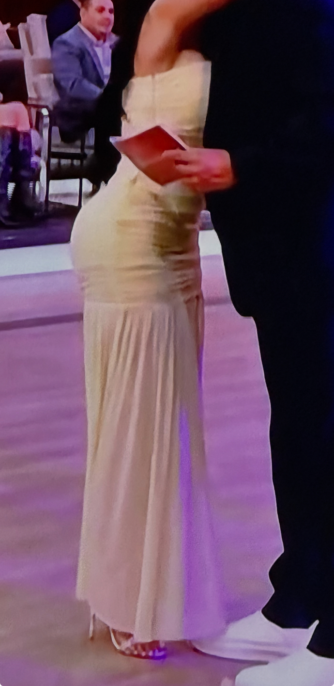 Do men really prefer the surgically operated body? ? - GirlsAskGuys