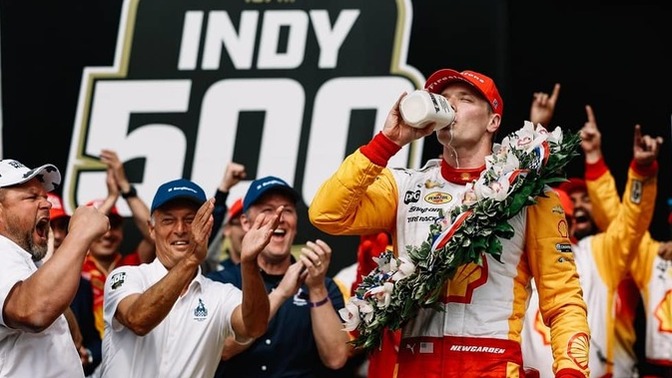 Ask Any Question, Girls and Guys Have the Answer