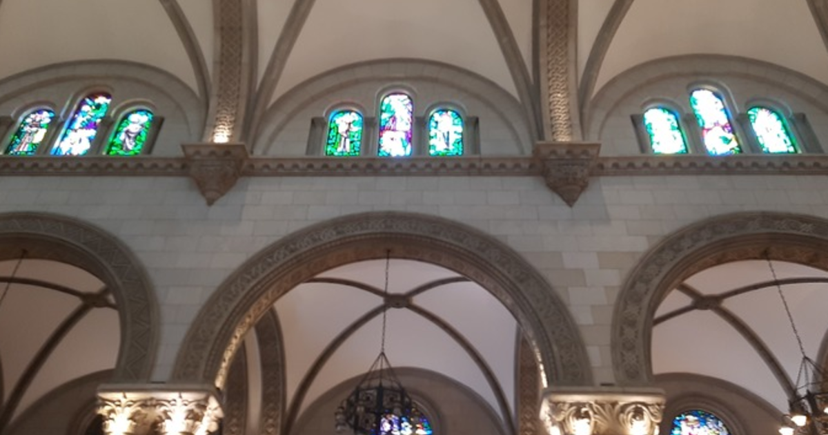 Where in the world does this place look to be from? - GirlsAskGuys
