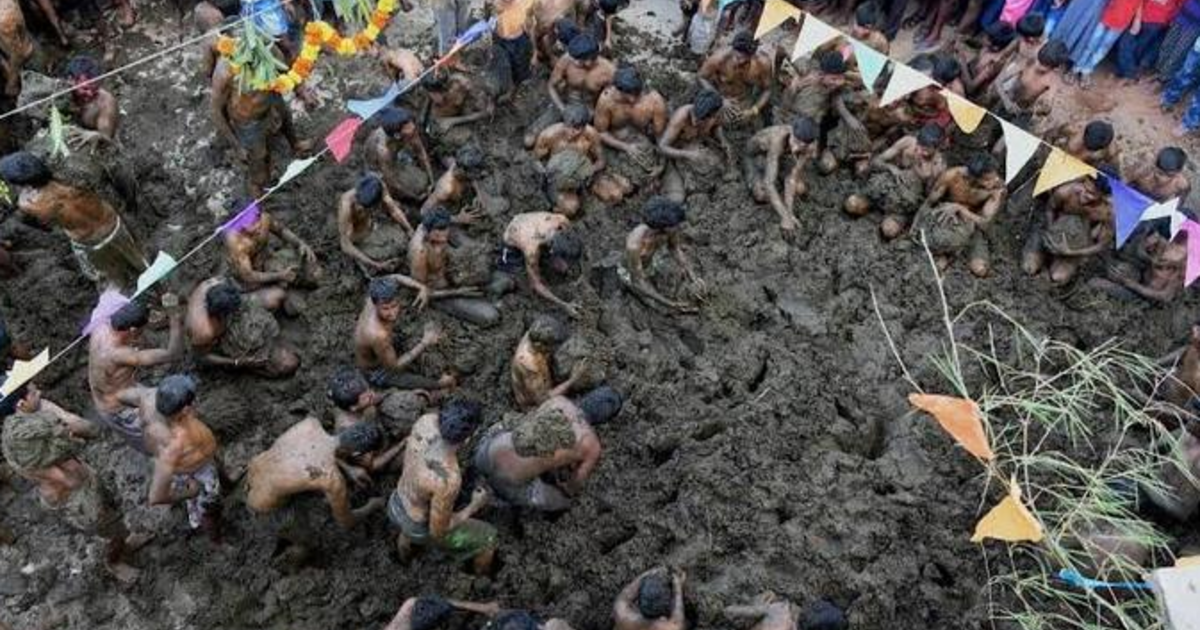 Would you ever like to play a festival of throwing cow dung towards ...