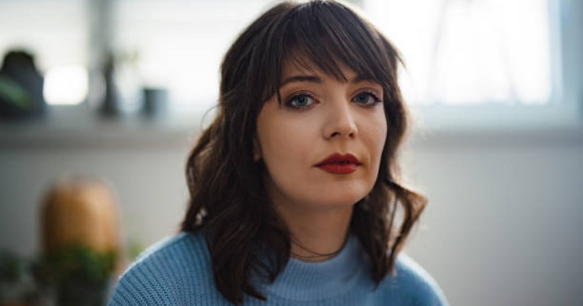 What is aura? How do you know when a woman has aura? - GirlsAskGuys