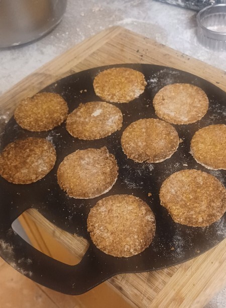 Today I burnt the oat cakes. What does it mean? - GirlsAskGuys